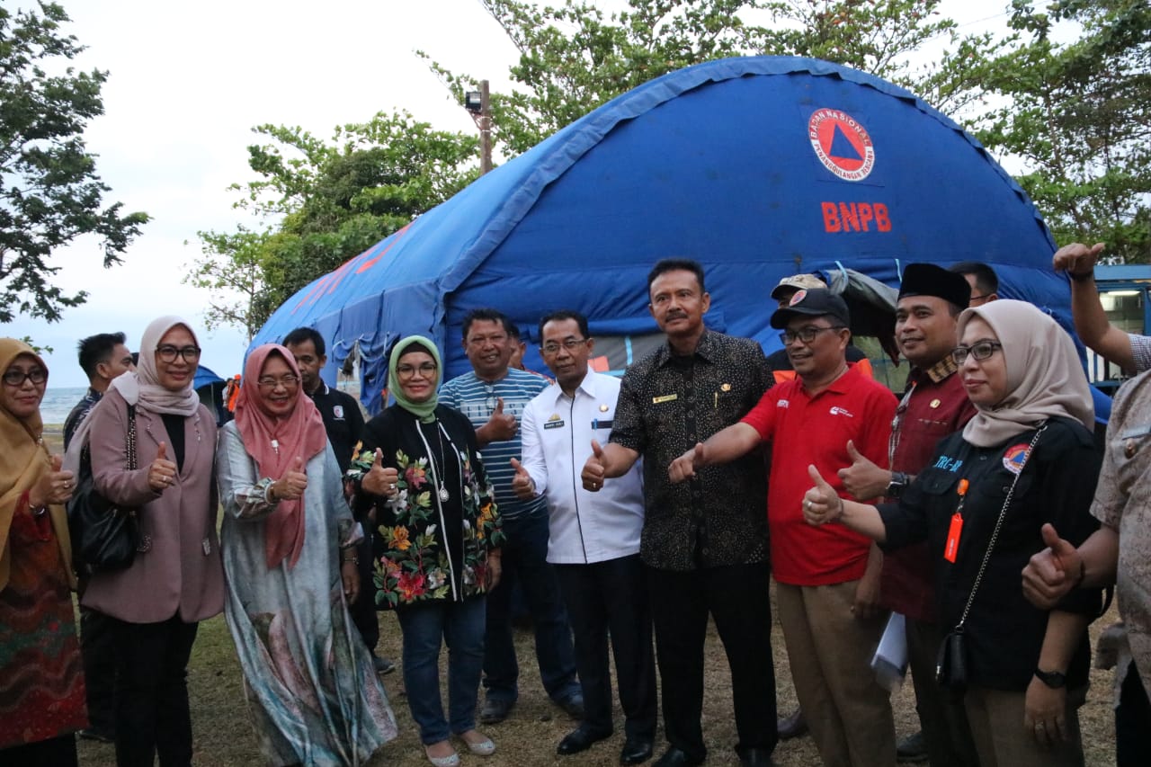 200 Mahasiswa Unhas Praktek Lapangan di Danau Matano | Luwuraya.com
